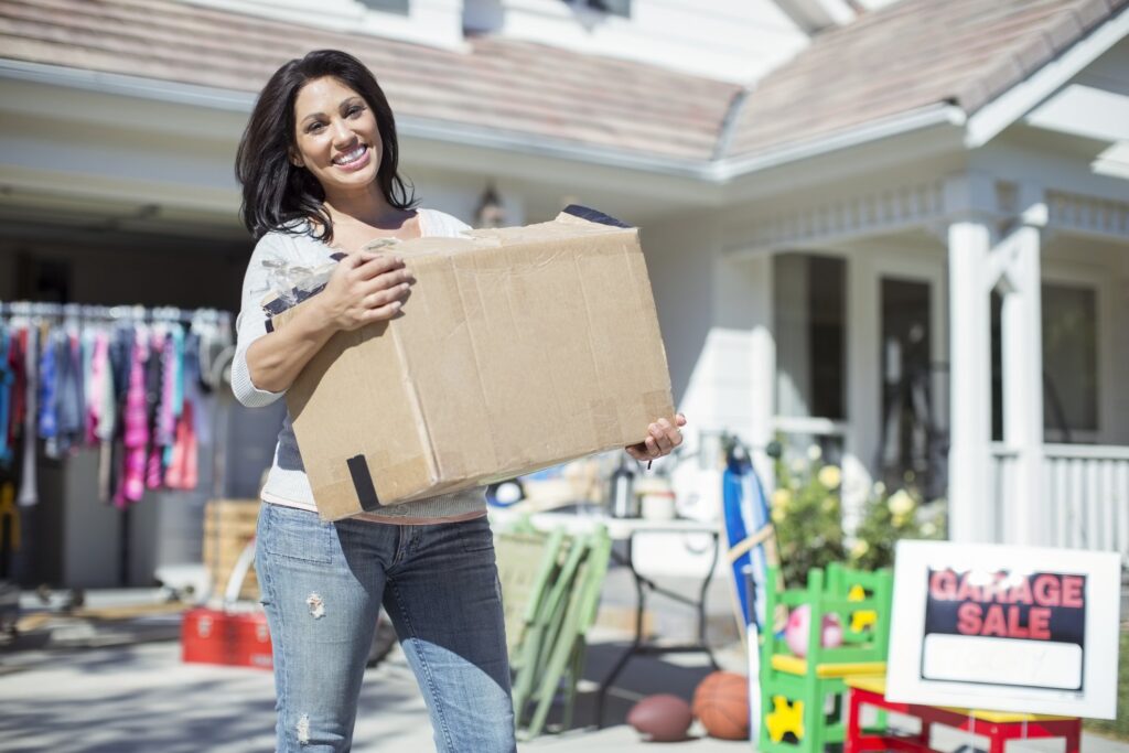 Maximize Your Moving Sale: 10 Steps for Success