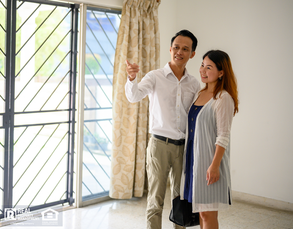 Pros and Cons of Self-Guided Boerne Property Tours